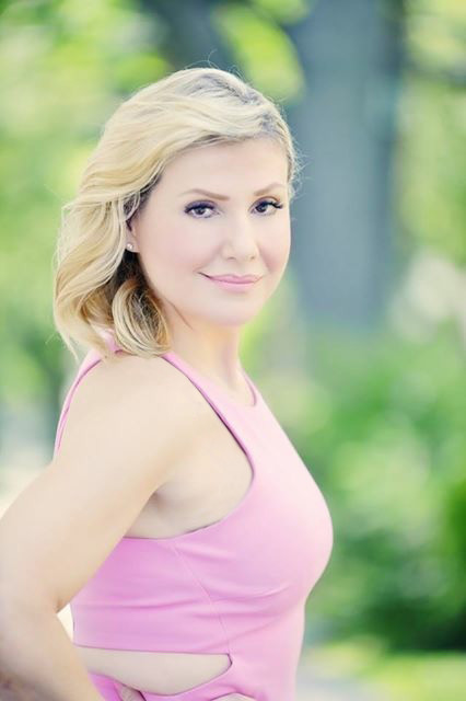 Elza Zagreda, actress, writer and comedienne